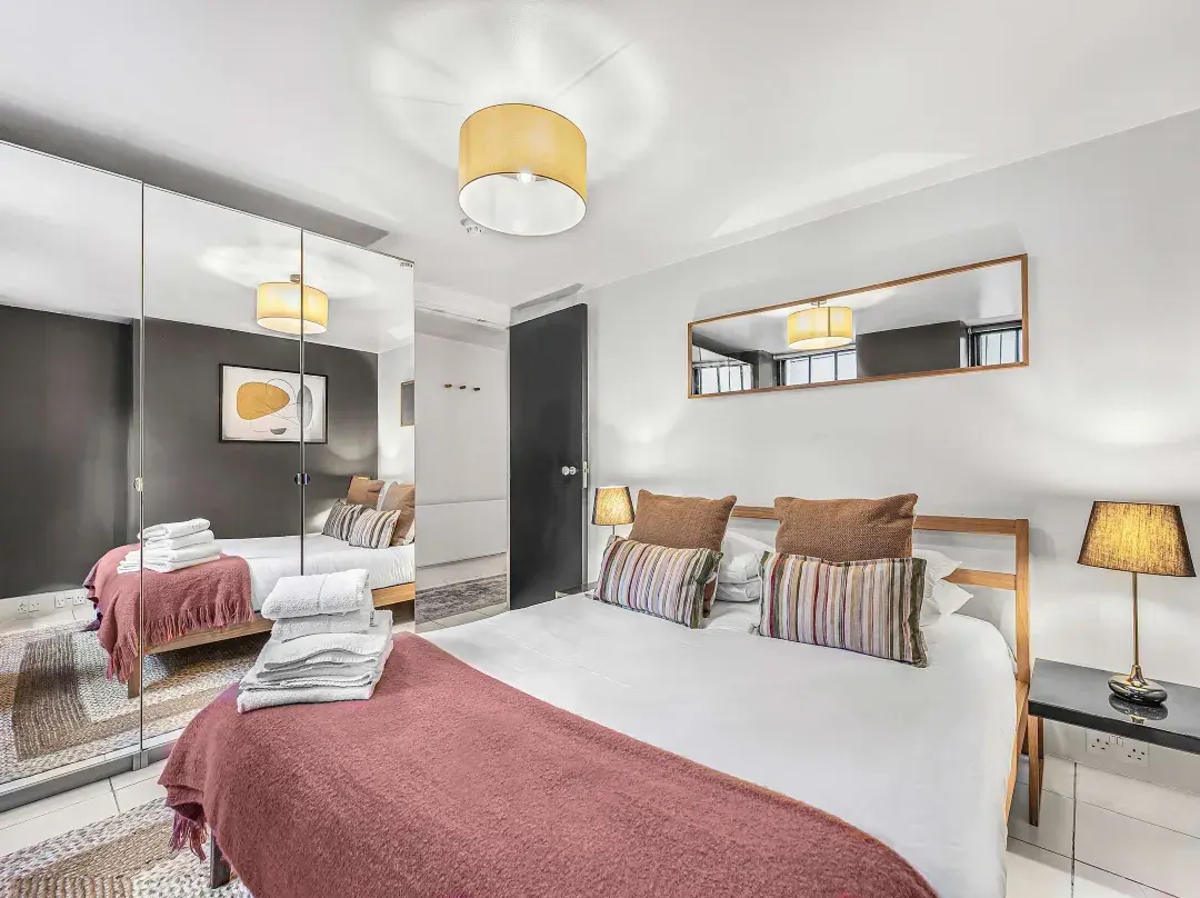 City Ember - Fitzrovia - By Frankie - London