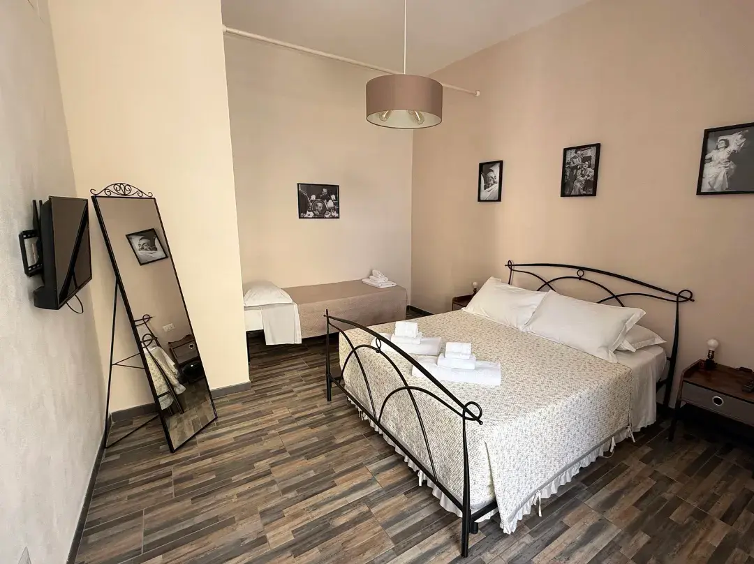 Trasite - Naples, Italie