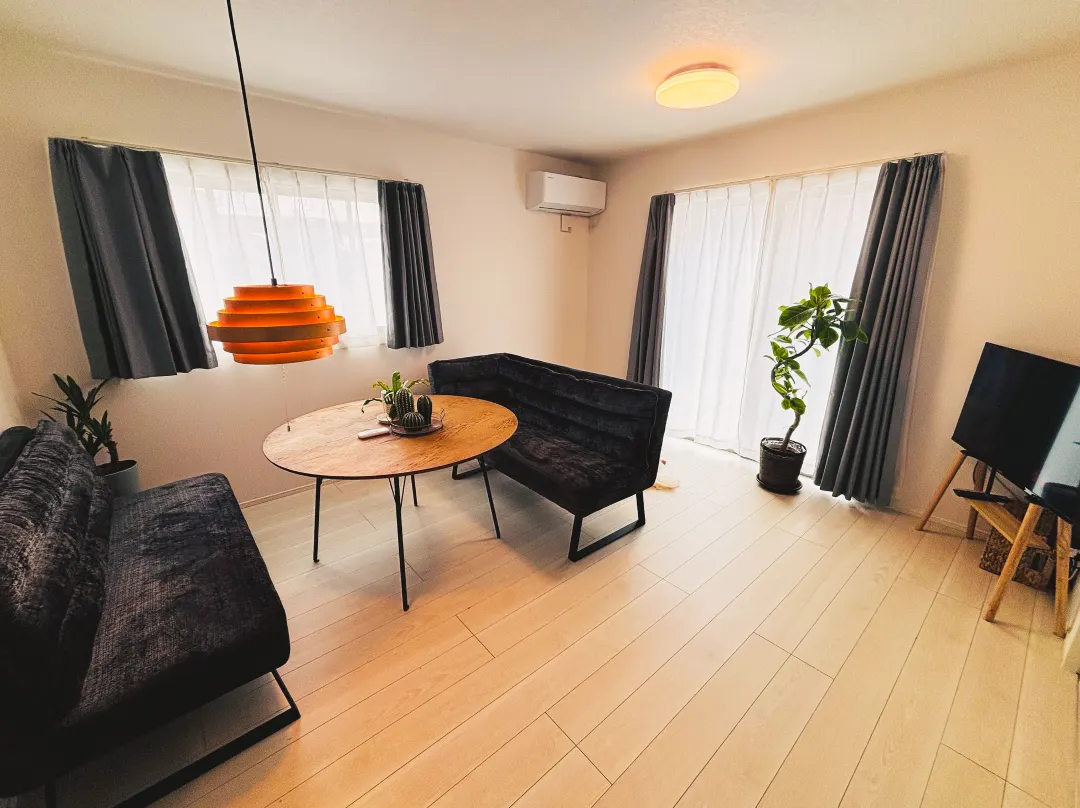 Sleeps 12 · Brand New Entire Home · 2 Free Parking · 2 Baths 2 Sink · Matsuyama - Matsuyama