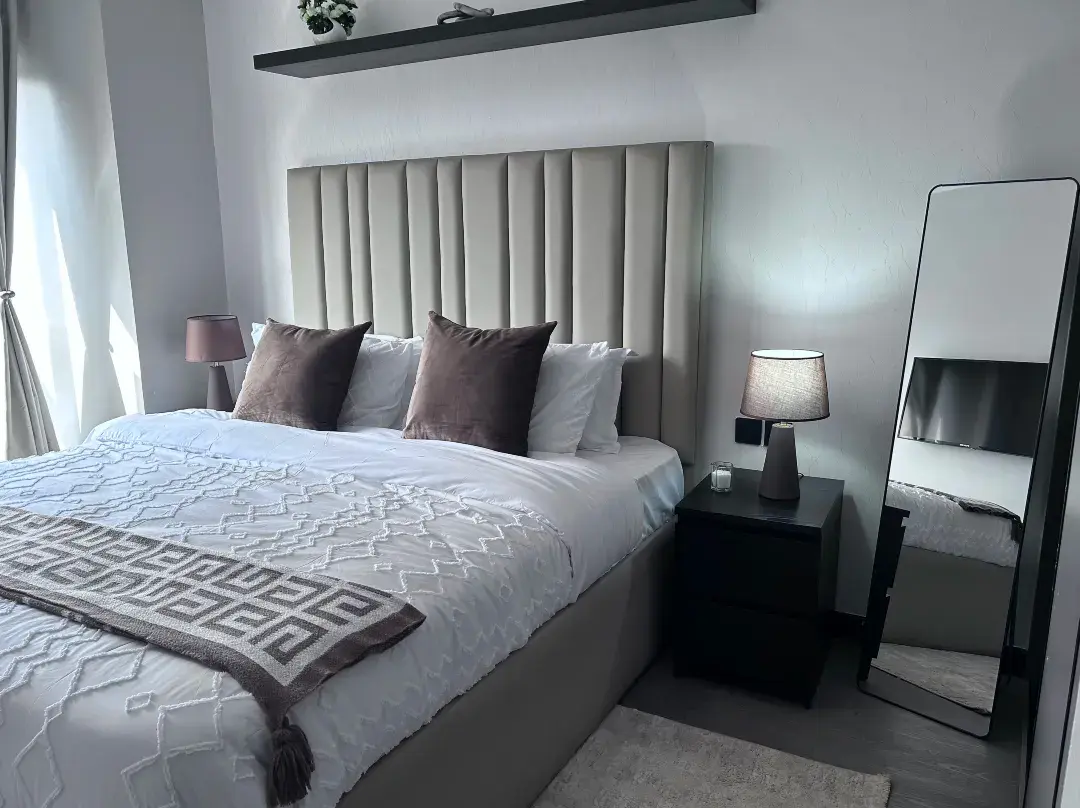 Modern 2br In Westlands | Pool, Wi-fi, Gym, Park - Nairobi