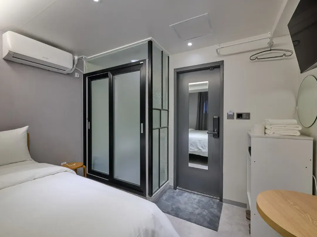 Unit J Hostel Jong-gak - Seoul