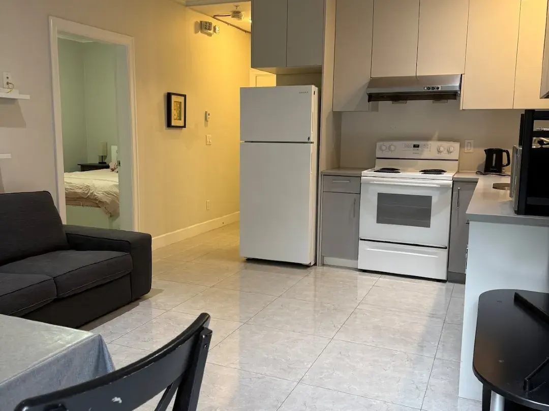 Cozy 2br Private Suite | Near Transit | Quiet Area - Richmond