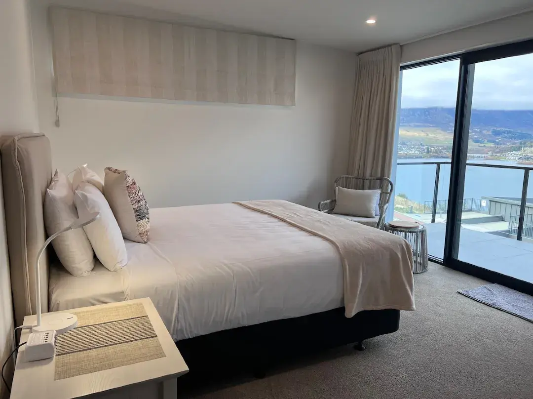 Vues On Angelo | 3 Bedrooms | Free Wifi | - Queenstown