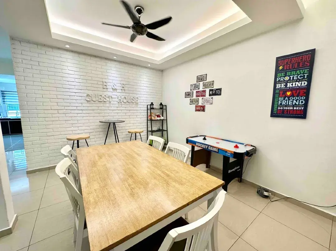 H&h 2 【Karaoke•16 Pax•game•landed House】by Sakura Homestay - Malacca