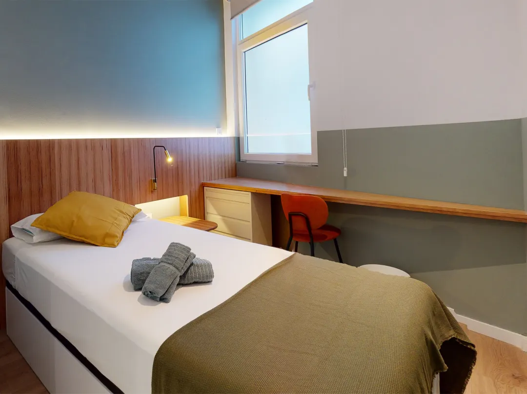 Ola Living Hostal Tetuan - Madrid