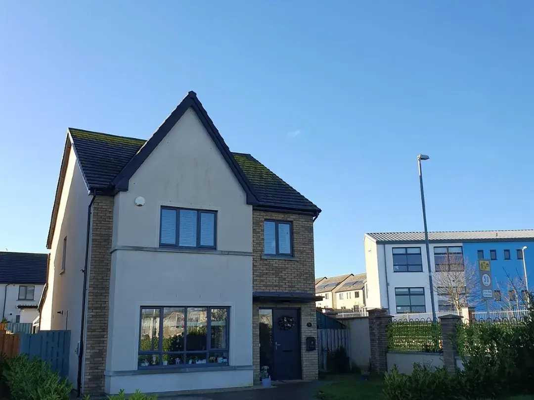 Aran Guesthouse - Kingsize Bed With Ensuite - Fingal County, Ireland