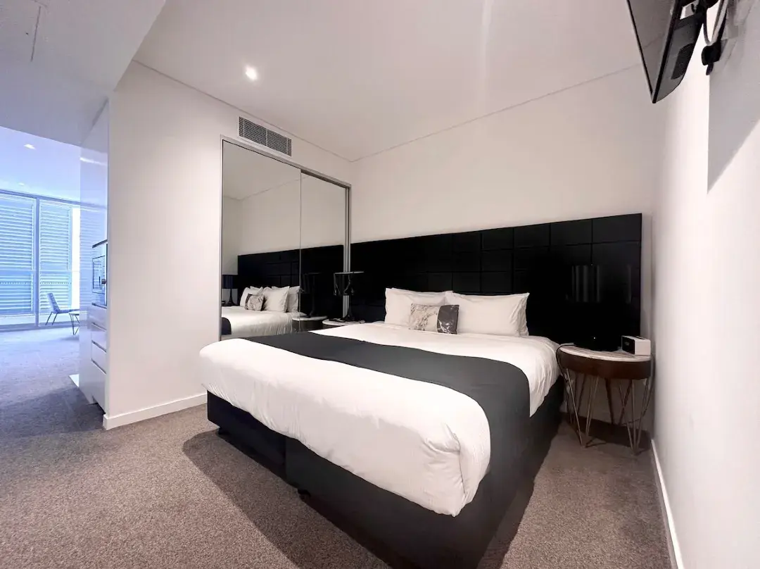 Chatswood Walk To Train Station/shopping Center - Willoughby