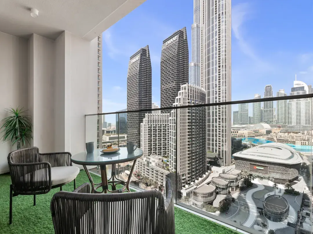 Premium 3br + Maid’s With Burj Khalifa Views - Dubai