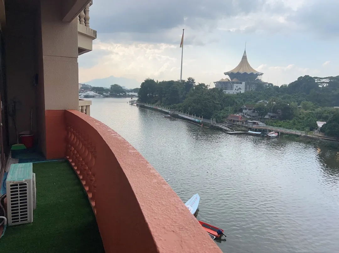 Nicely Riverbank Suites 405 @Riverview - Kuching