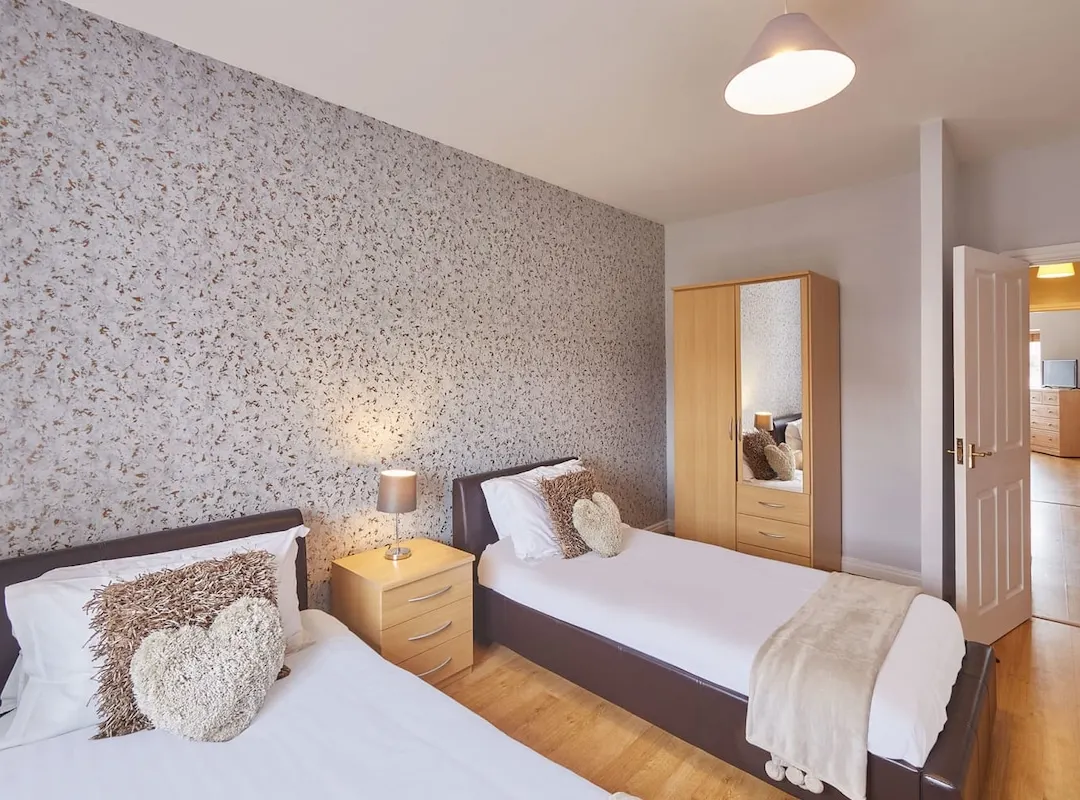 Host & Stay | Seal Watch - Whitby