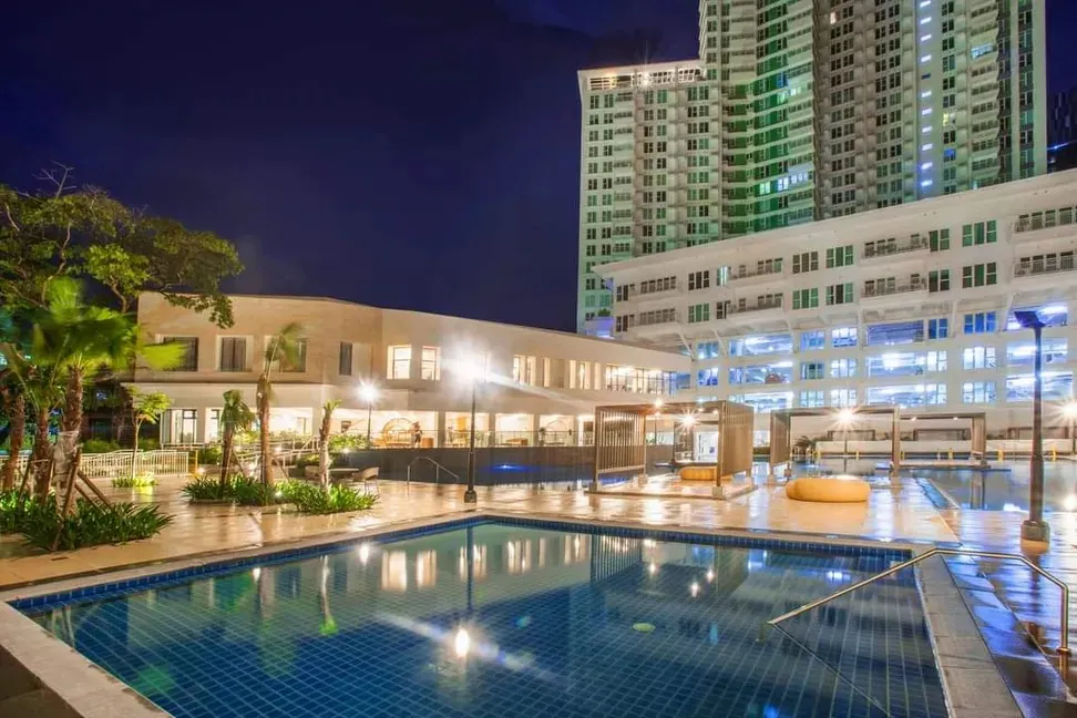 New Minimalist Condo At Cebu I.t. Park Avida Riala - Cebu