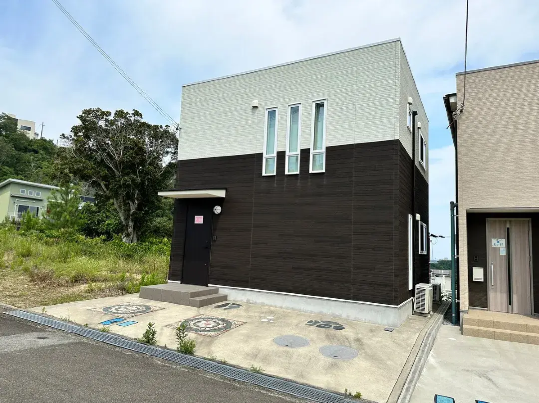 Walking Distance Of Adventure World! Up To 8 People! With A Natural Hot Spring Pottery Bath[f-69] - Tanabe