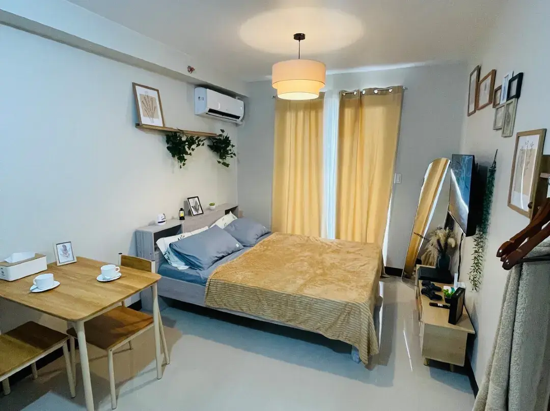 J&j Mactan Stays Ps4, Netflix, Pool & Paid Parking - Lapu-Lapu City