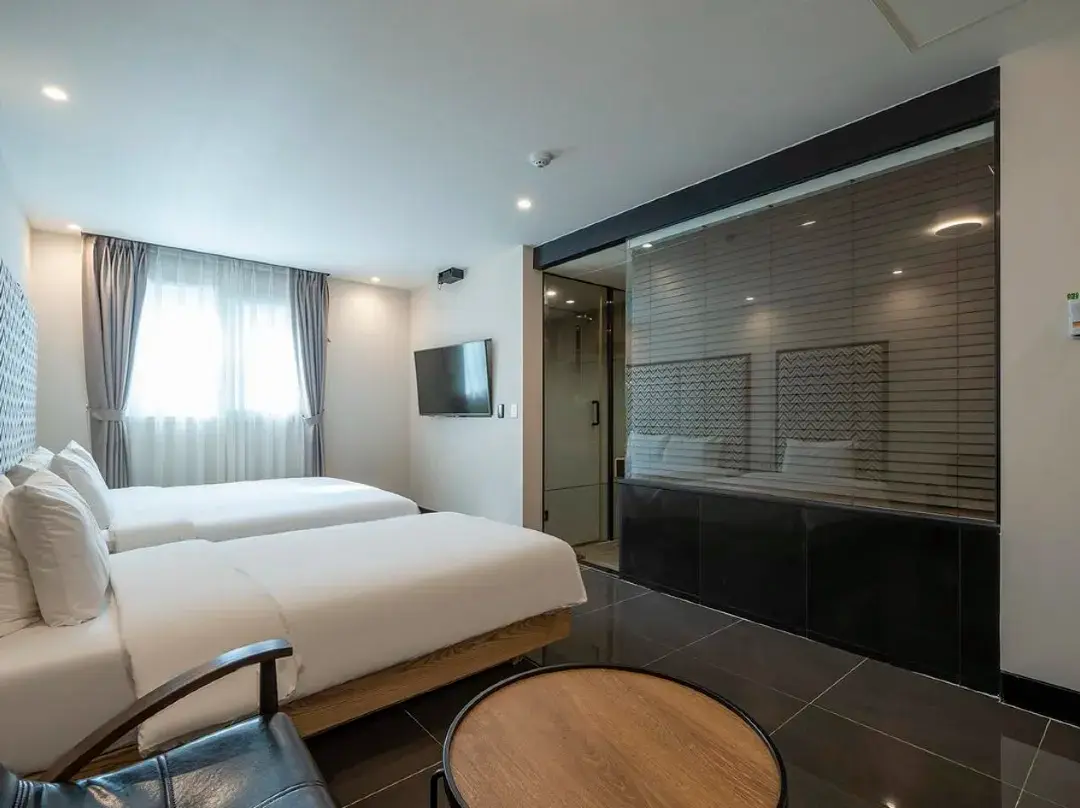 Busan Yeonsan-dong Mu Plus Hotel - Busan