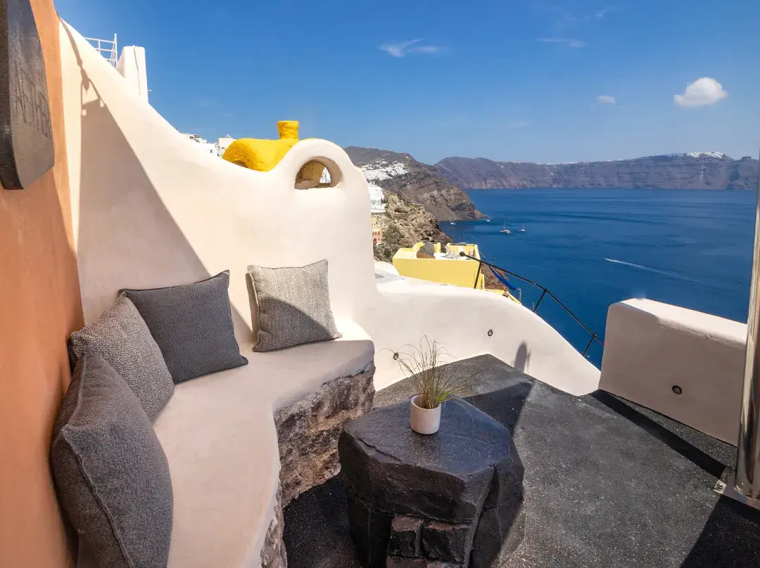 One Of One Suites - Oia