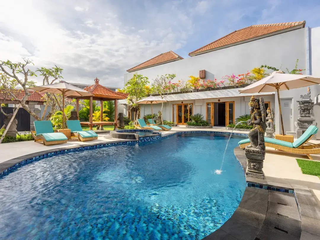 Dhong Livin Uluwatu - Uluwatu