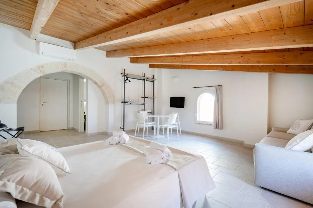 Palazzo Della Torre 201– Modern Historic Apartment - Bari