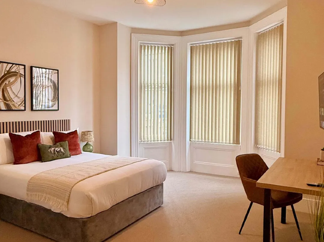 Elegant Family Retreat With Double & Single Bed - Hampshire