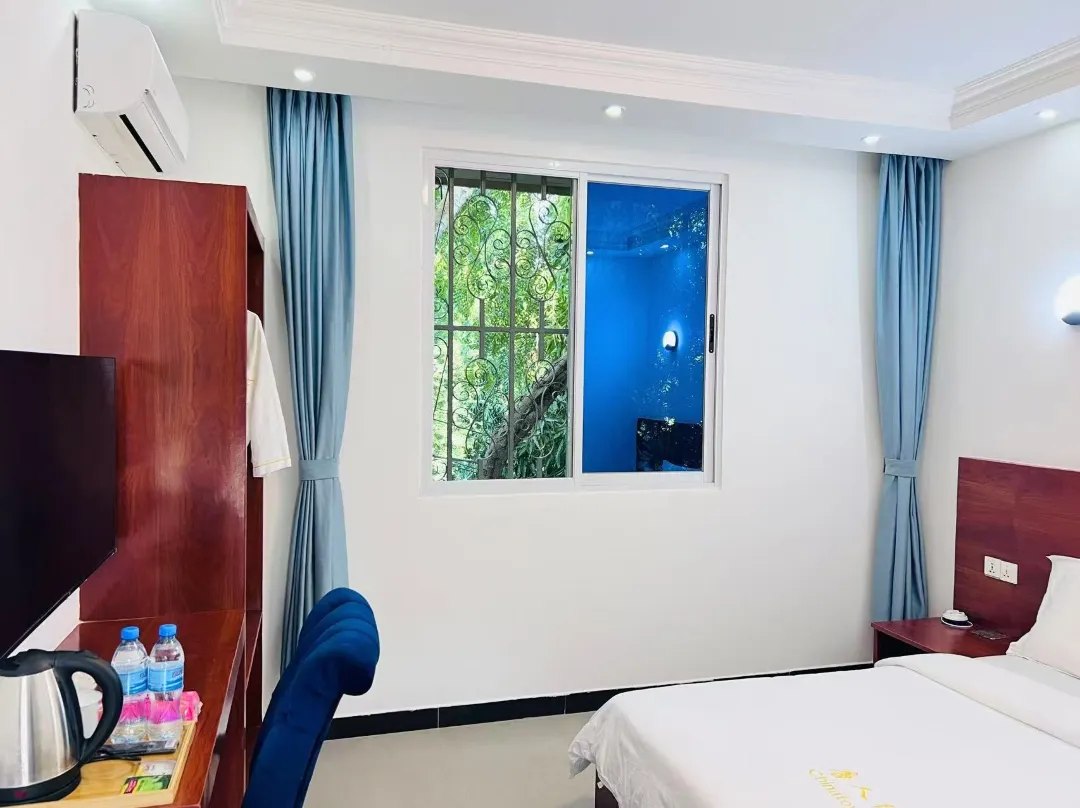 Popular Live Supermarket Hotel - Dar es Salaam