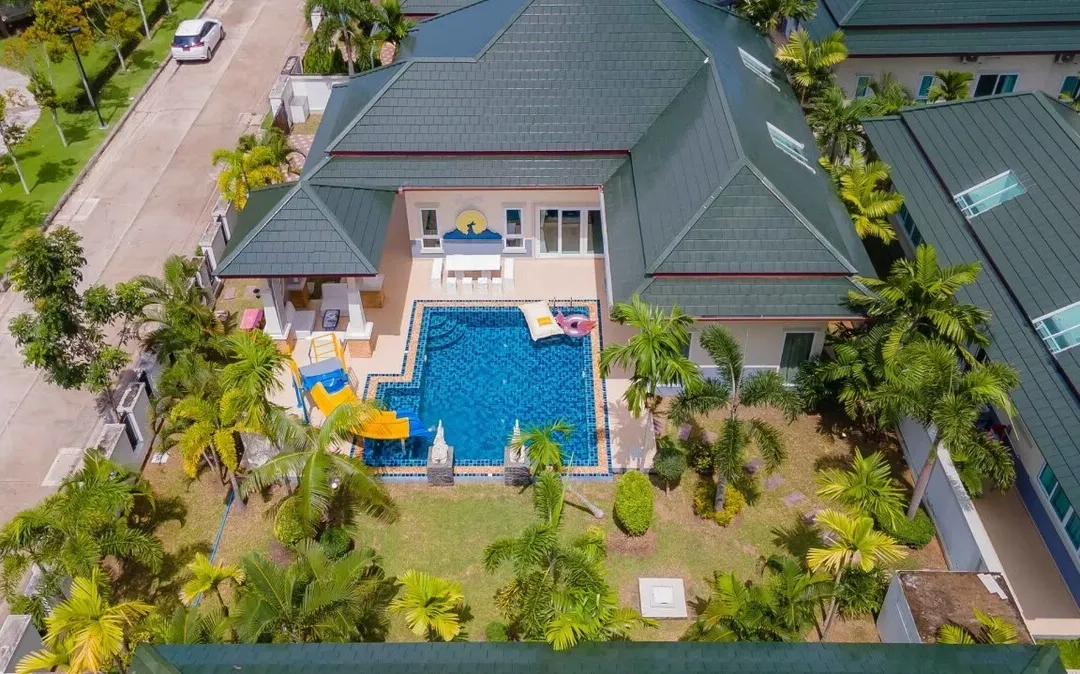 Bunny House Pool Villa - Rayong