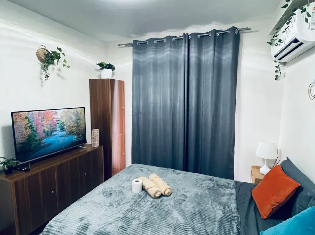 J&j Mactan Stays Ps4, Netflix, Pool & Paid/parking - Lapu-Lapu City