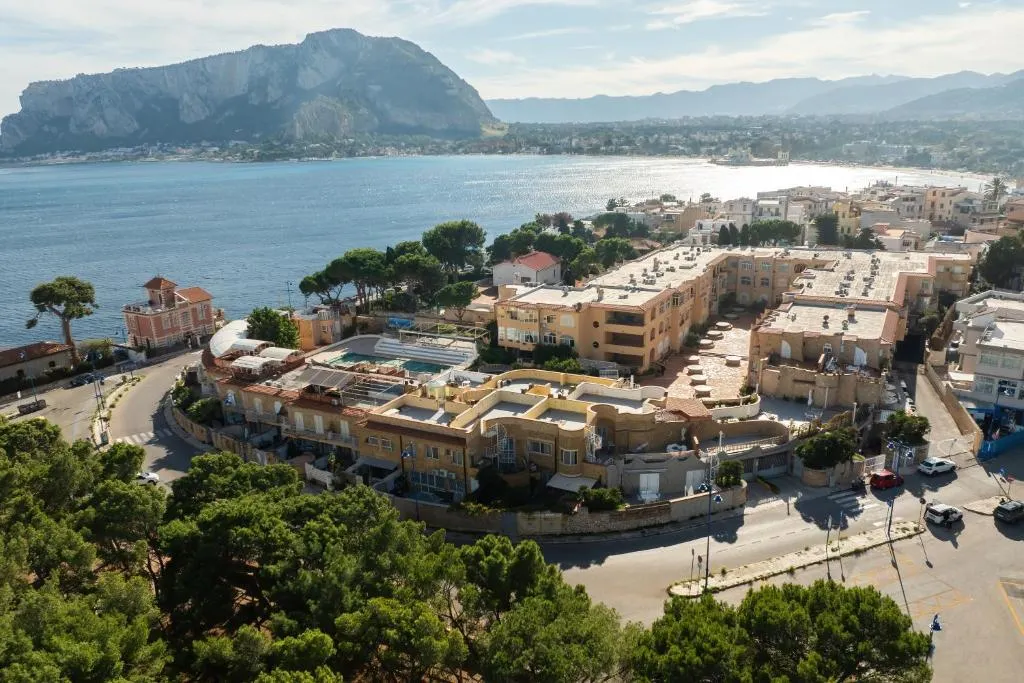 Mondello D'amare - Palerme