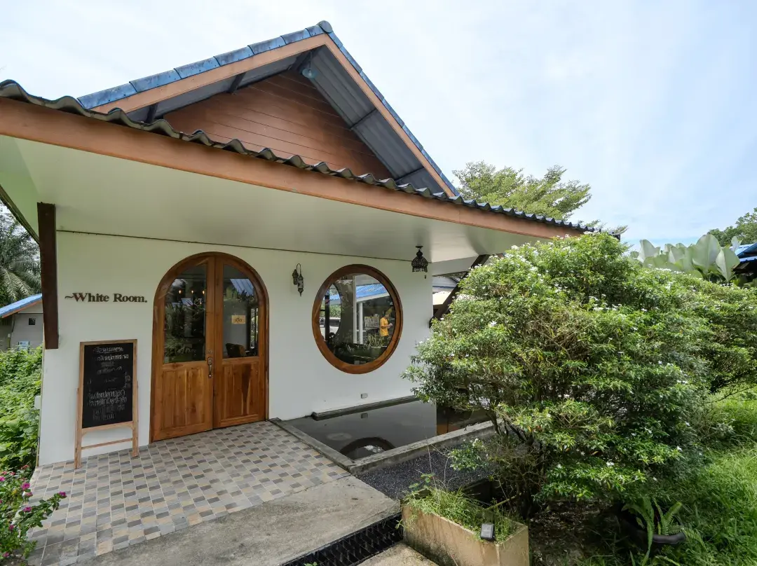 Baan Suan Lung Wat - Takua Thung District