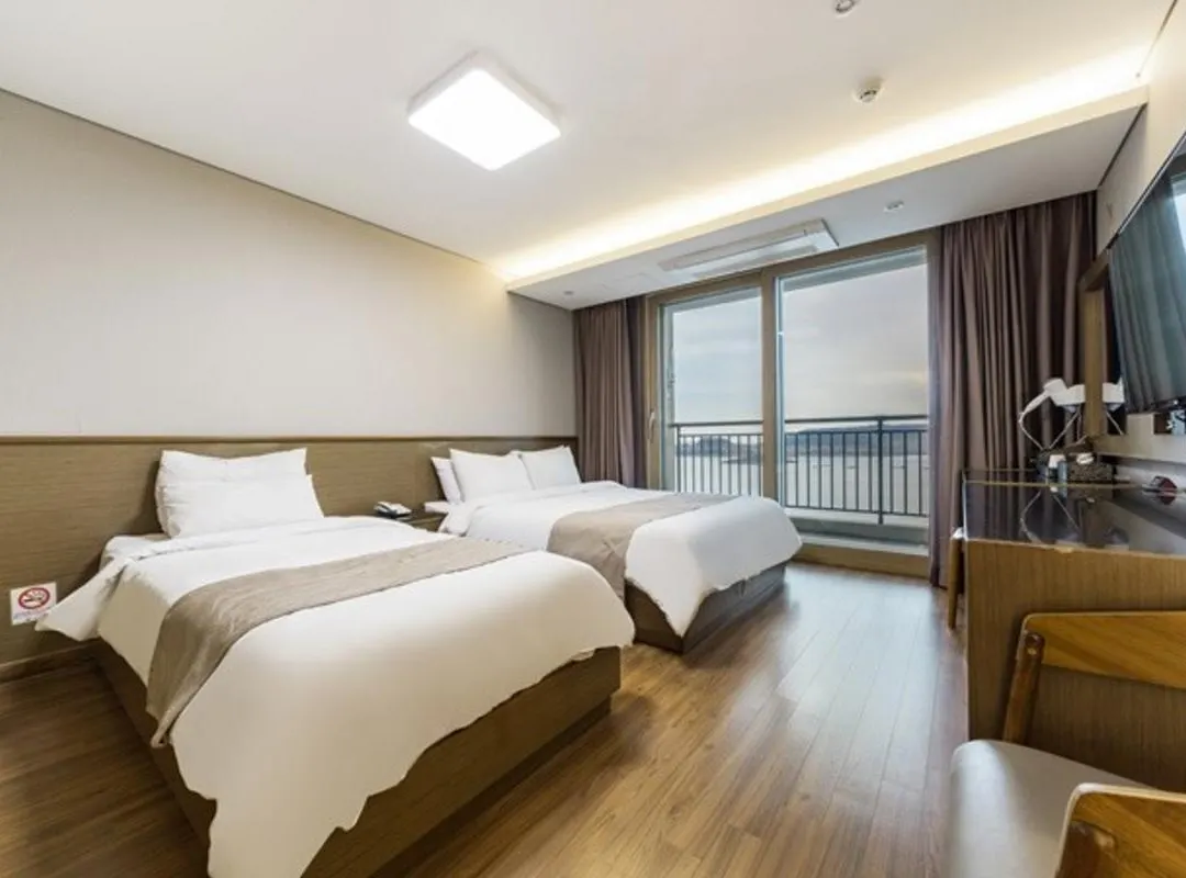 Noble Hotel - Yeosu-si