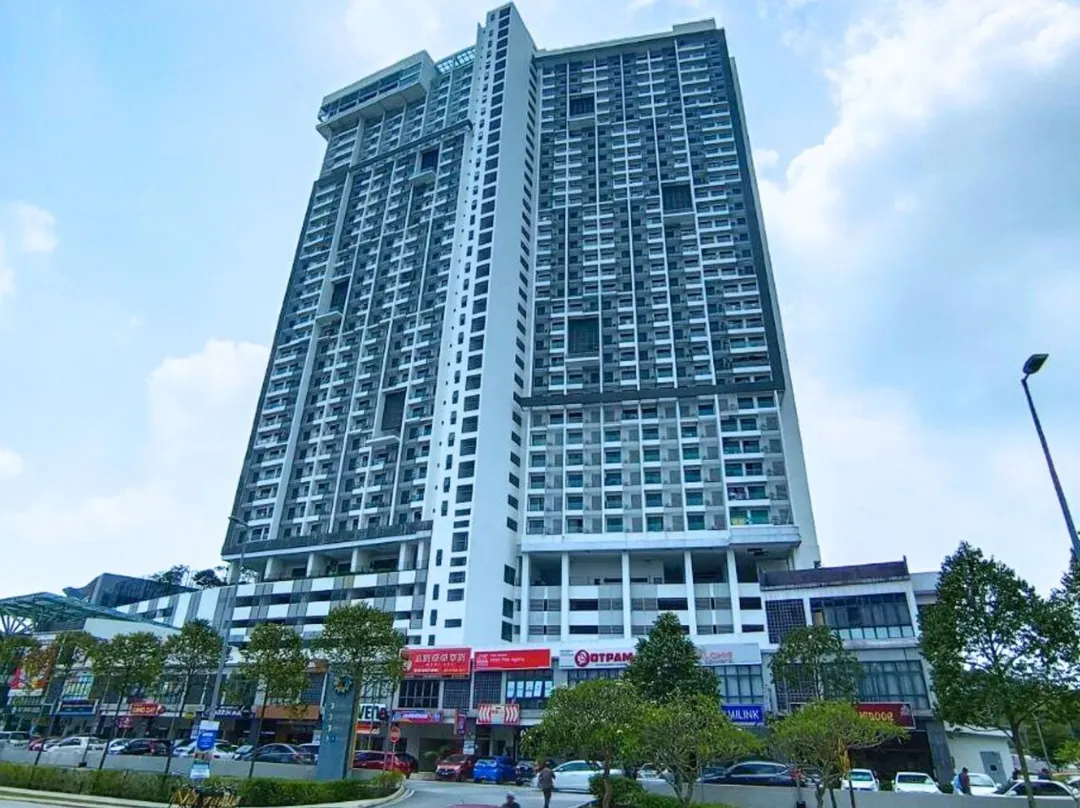 Spacious Cybersquare Ensuite With Pool View #Cs8 - Cyberjaya