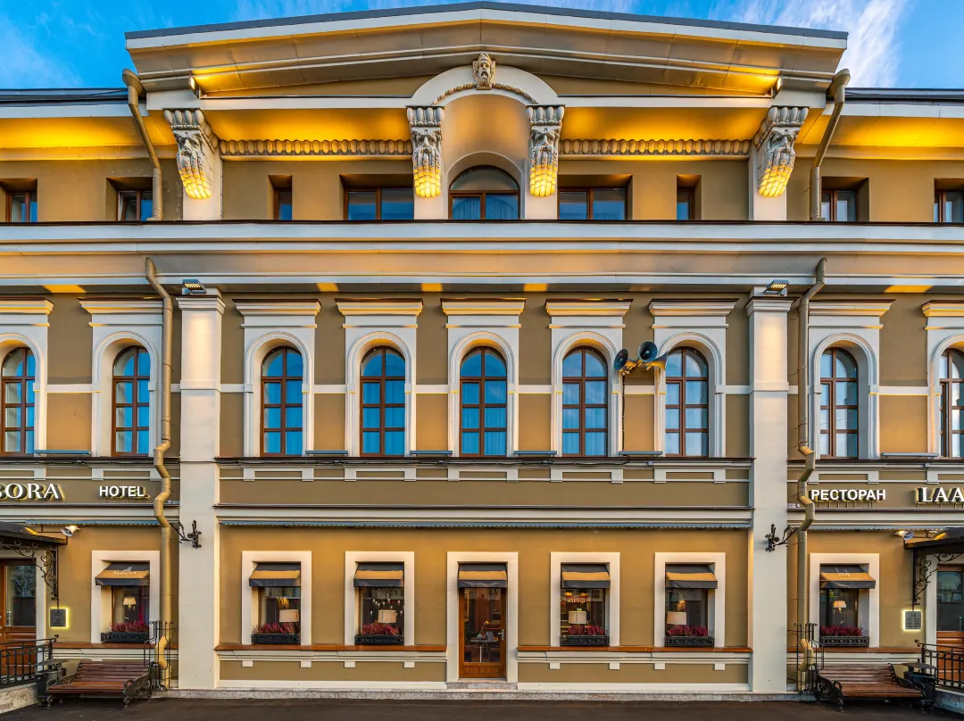Albora - Sankt Petersburg