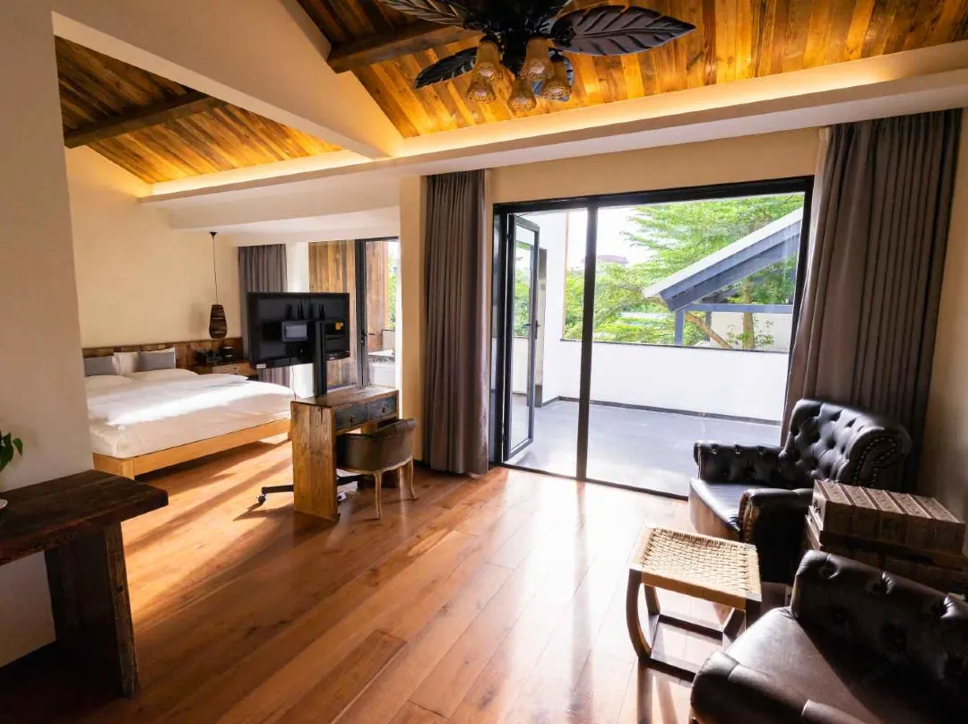 Shishan Xiuli Hostel - Haikou