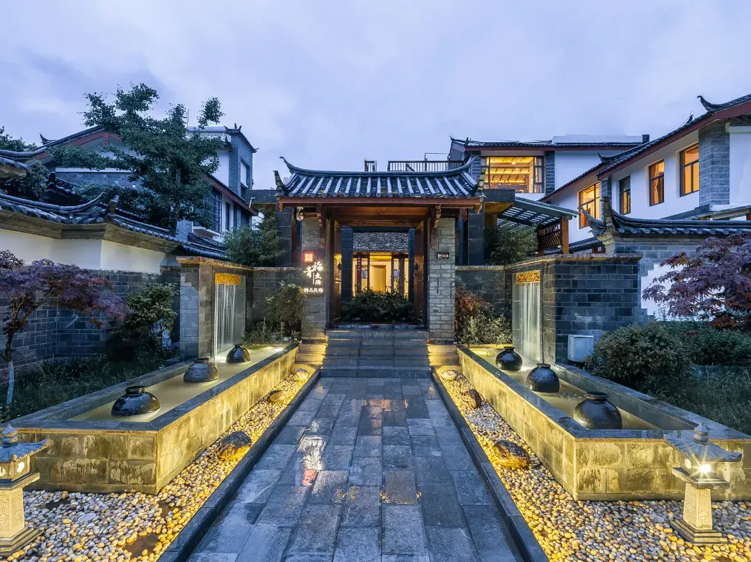 Lijiang Herun Tianyu Snow Mountain Villa - Lijiang