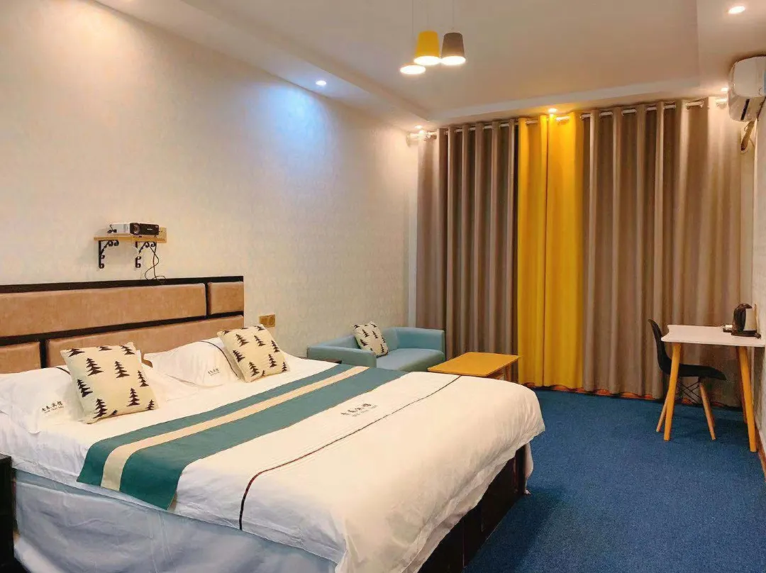 Xinyang Extreme Hotel - Xinyang