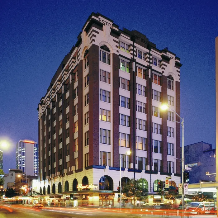 Royal Albert Hotel - Spring Hill