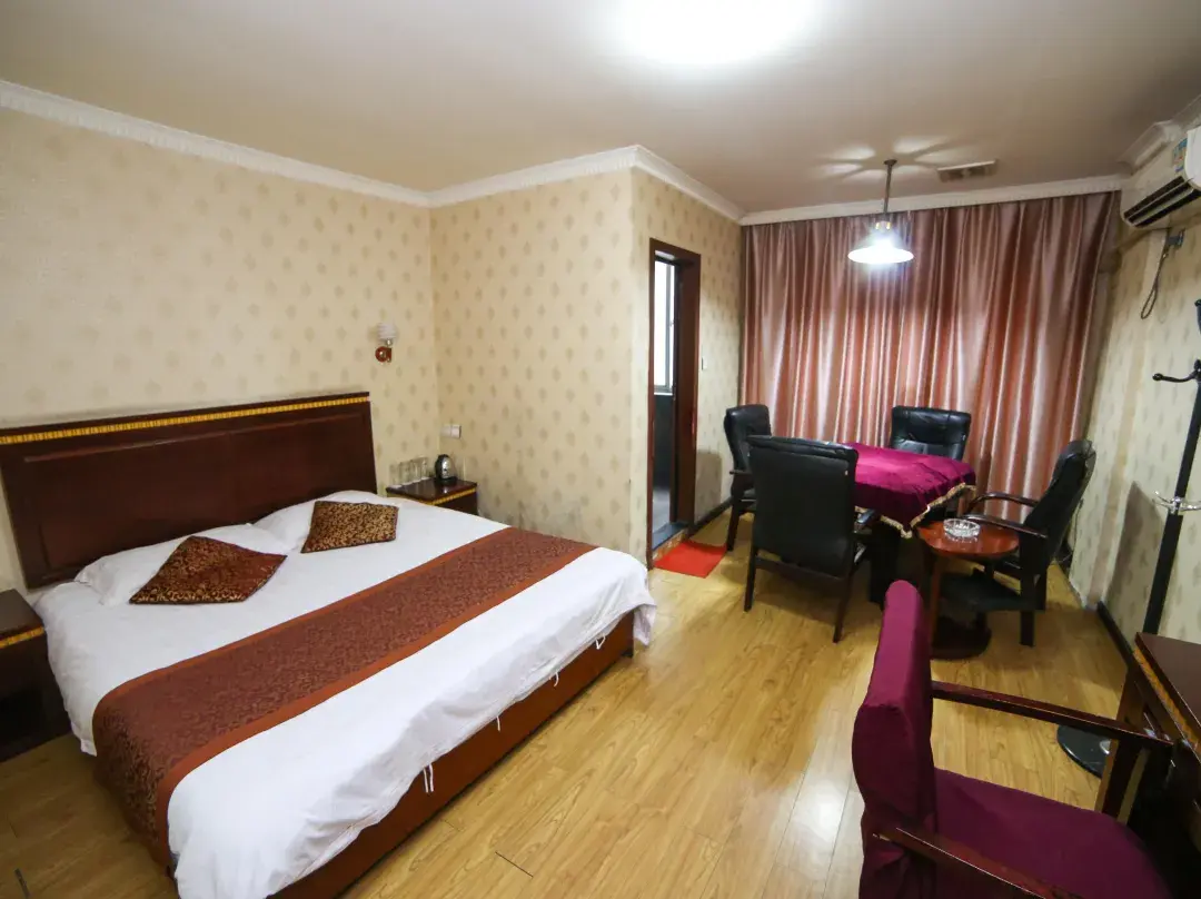 Hexu Hotel - Jingmen