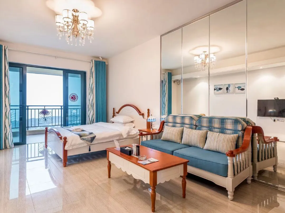 Yangjiang Hailing Island Chunnuan Huakai Apartment - Yangjiang