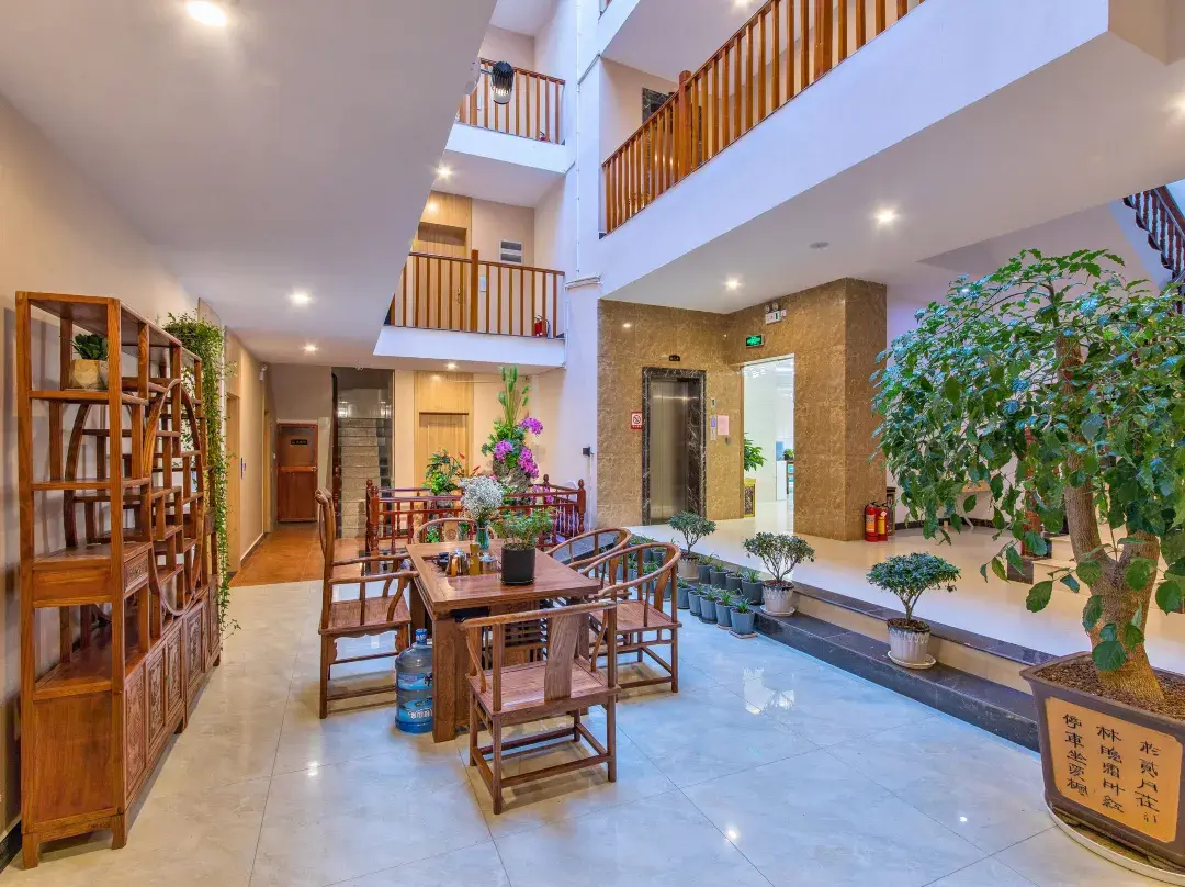 Boffin Holiday Inn - Lijiang