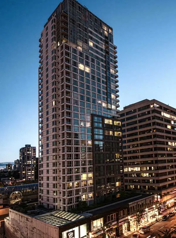 Carmana Hotel & Suites - Vancouver