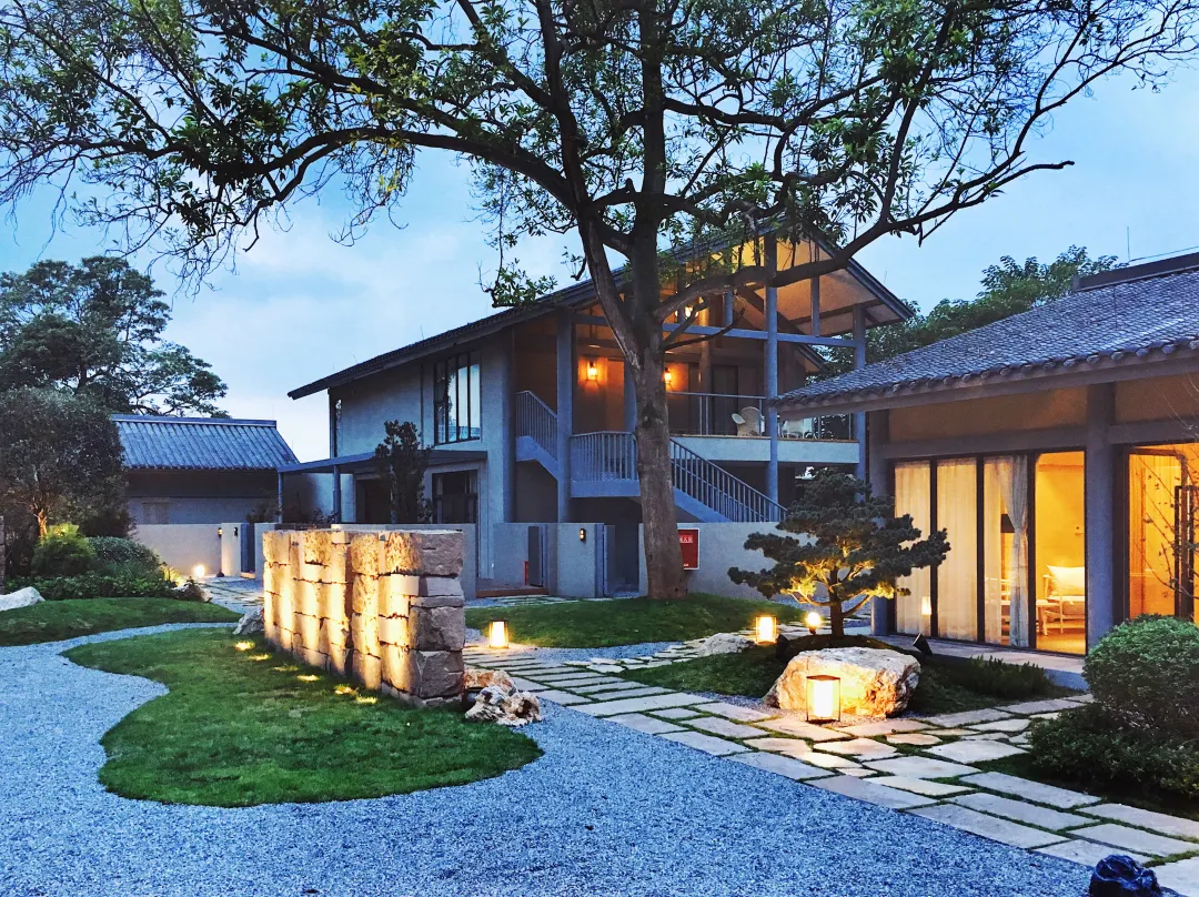 Leshan Solo Wandering Resort Hotel - Leshan