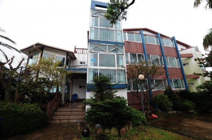 Jisakke Poongyeong Pension - 중문동