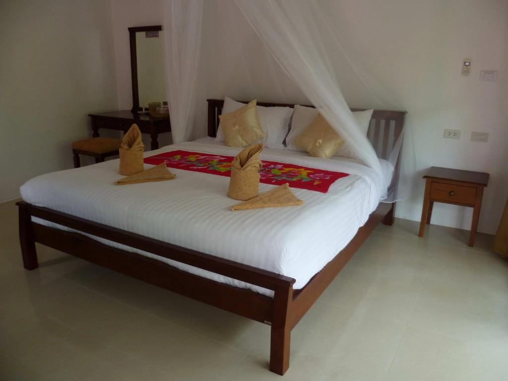 Pinky Bungalow Resort - Ko Lanta District
