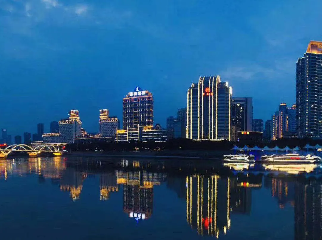 Juchunyuan Binjiang Holiday Hotel - Fuzhou