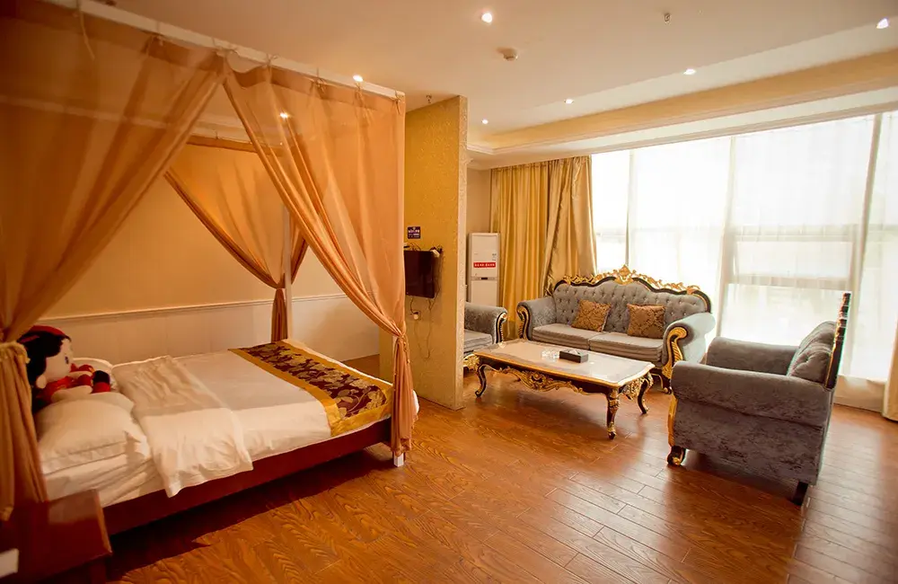 Xingshan Luoma Holiday Hotel - Xiangyang