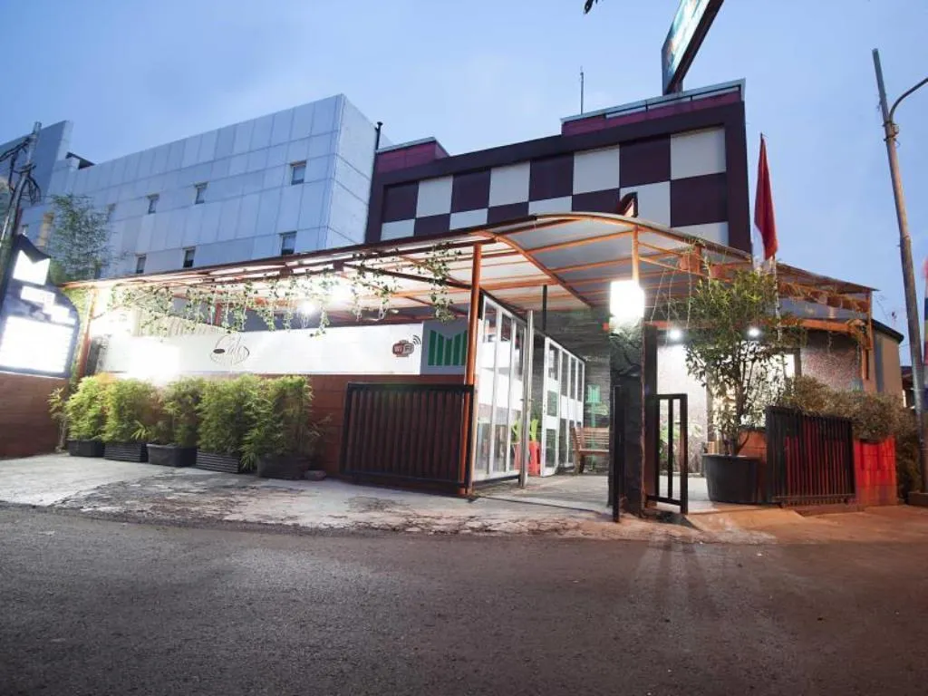 Mine Home Hotel Cihampelas - Bandung