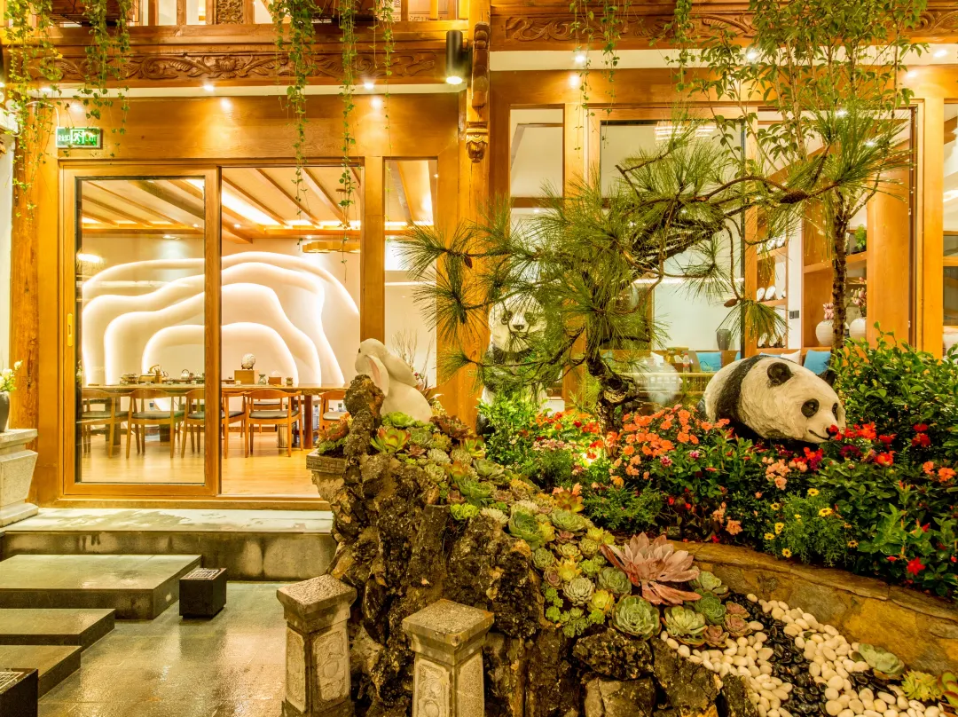 Lijiang Shiningland Resort Hotel（lijiang Old Town） - Lijiang