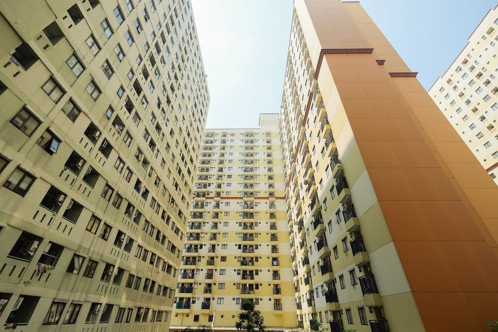 Contemporary Studio At Kebagusan City Apartment - Jakarta