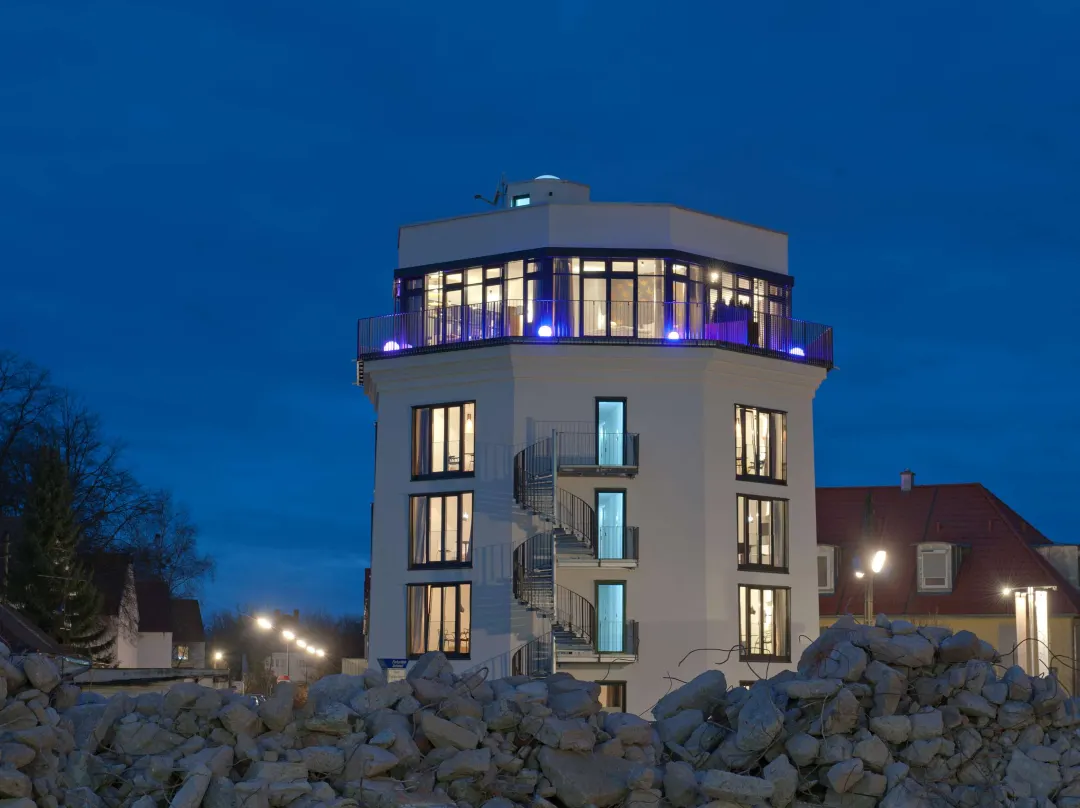 Hotel Im Bunker - Munich