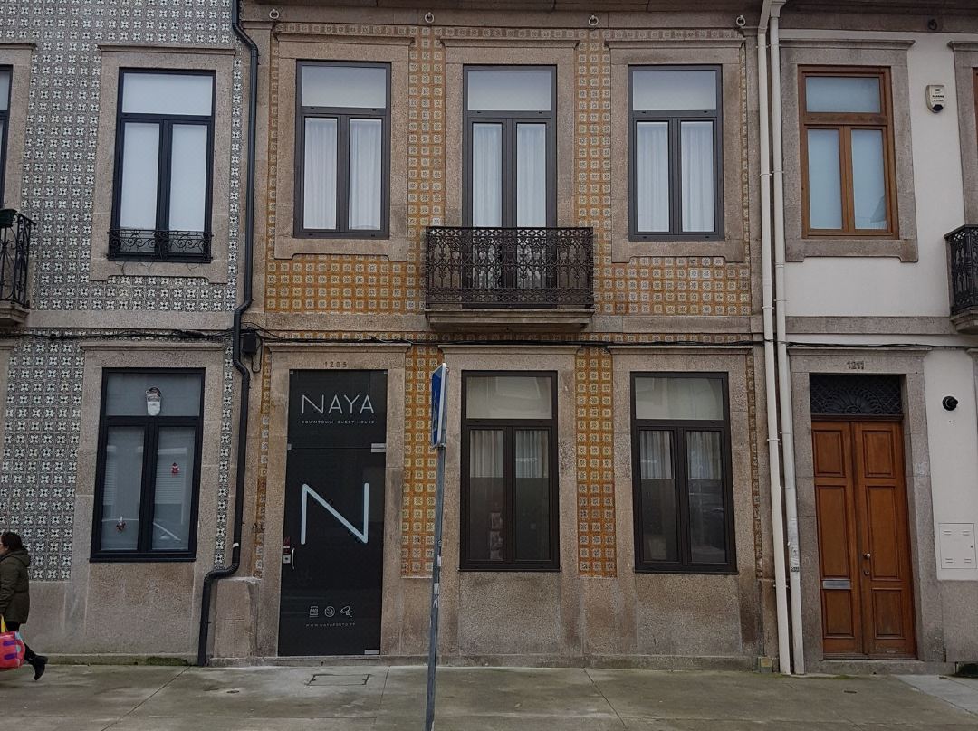 Naya-downtown Guesthouse - Porto