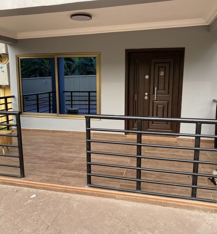 Cosy 3 Bedroom Holiday Apartment For Rent - Accra