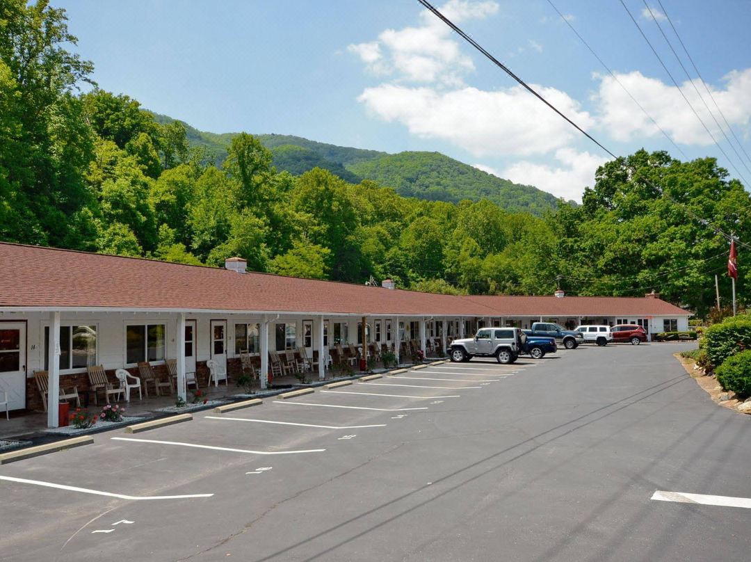 Laurel Park Inn - Waynesville, NC